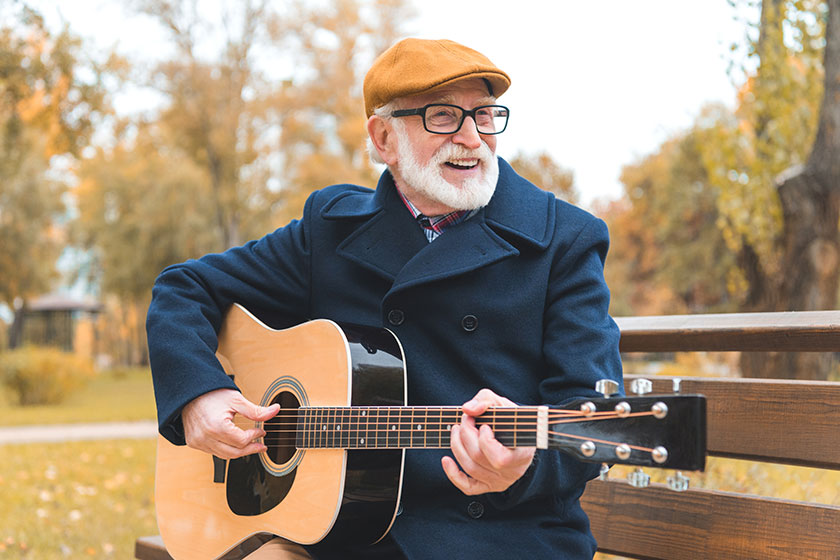 How Music Therapy Works For Seniors | Discovery Commons by Discovery ...