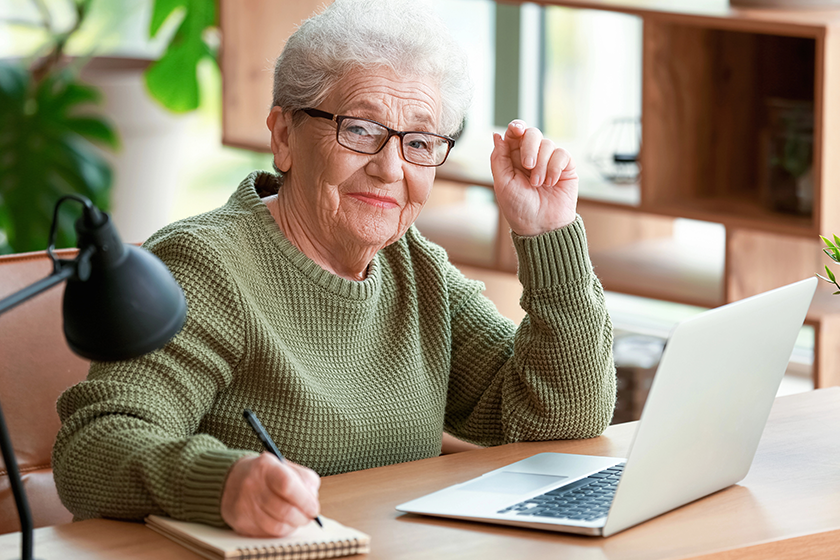 5 Essential Tips For Online Safety For Seniors | Discovery Commons by ...
